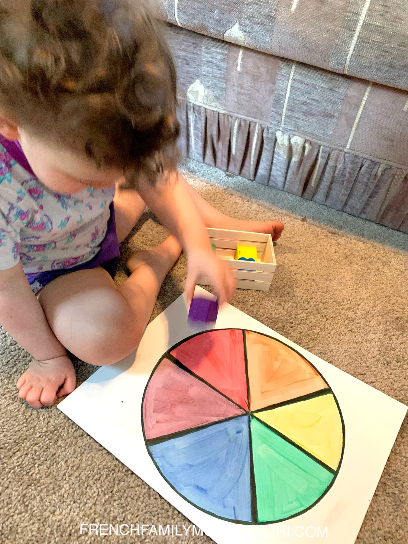 MONTESSORI TODDLER: DIY COLOUR WHEEL – French Family Montessori